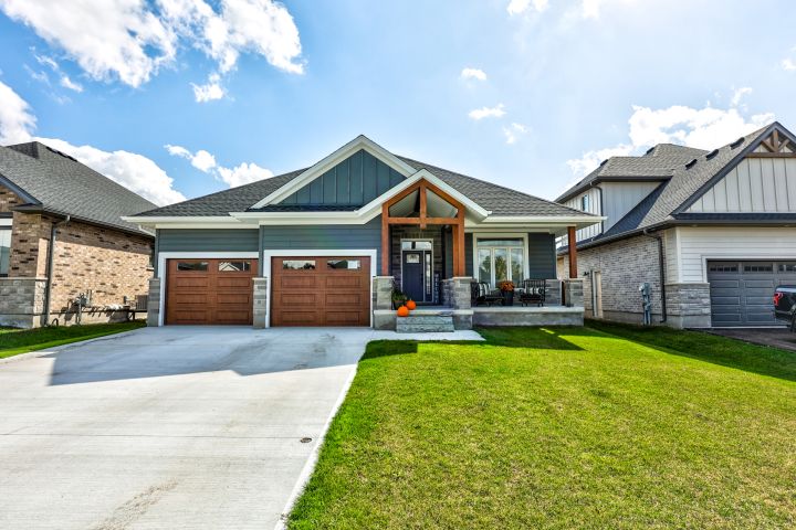 The Manhattan Home Plan | MP Custom Homes | St. Thomas ON